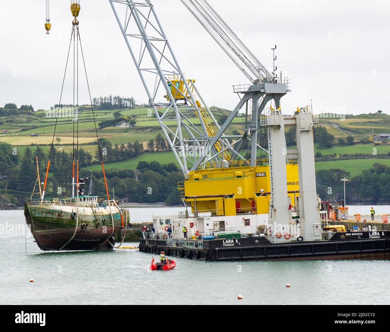 Lara 1 crane ship High Resolution Stock Photography and Images - Alamy