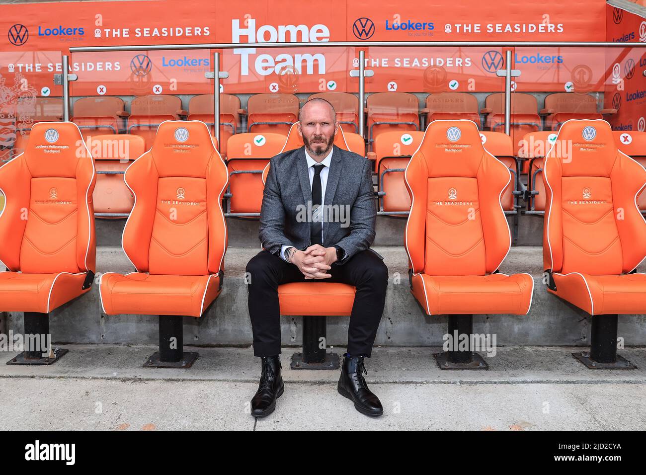 Blackpool FC's newly appointed Head Coach Michael Appleton signs a four ...