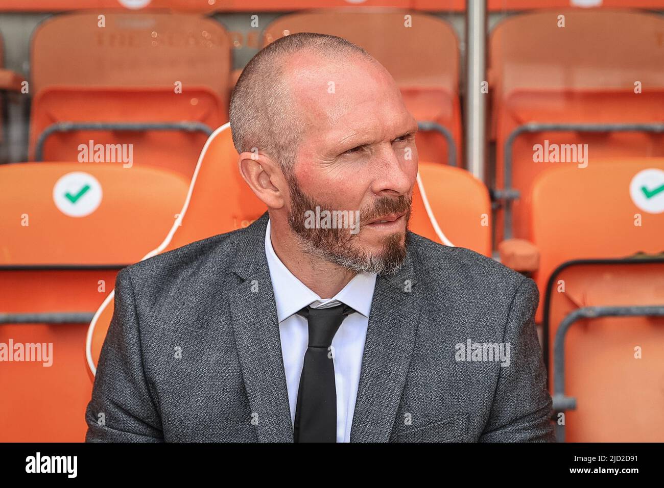 Blackpool FC's newly appointed Head Coach Michael Appleton signs a four ...