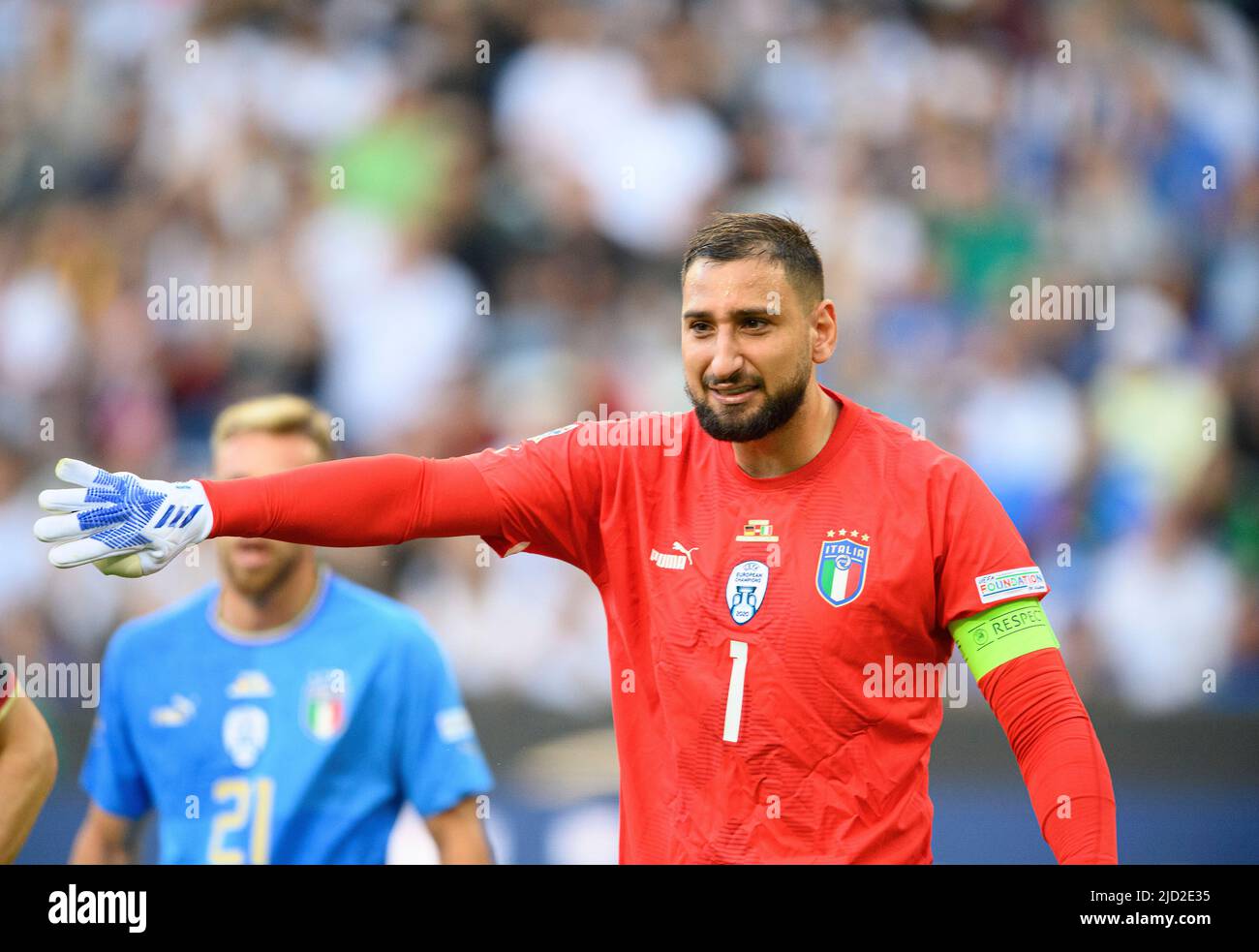 goalwart Gianluigi DONNARUMMA (ITA) gesture, gesture Soccer UEFA ...
