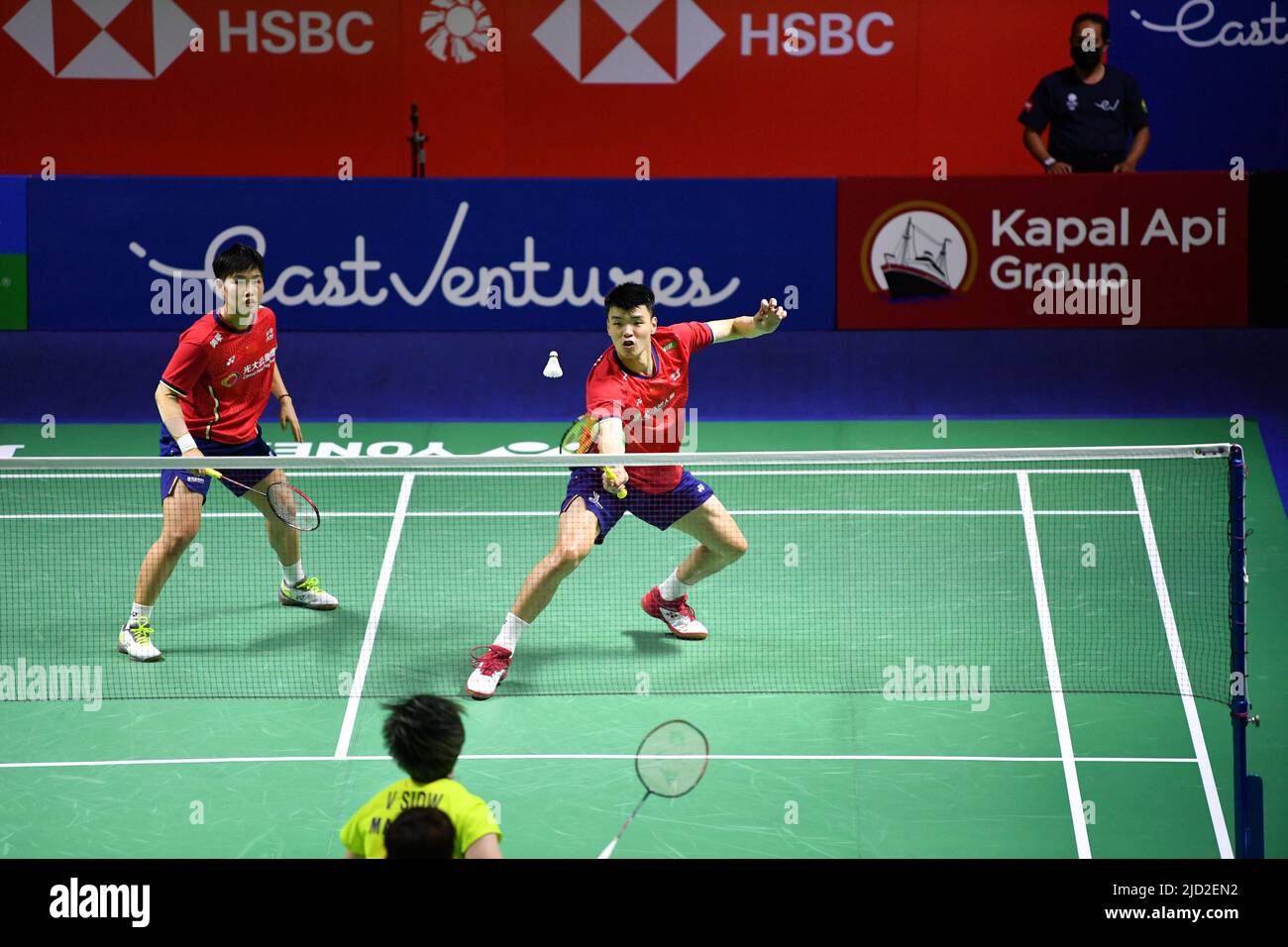 Jakarta, Indonesia. 17th June, 2022. China's Wang Yilyu (R)/Huang ...