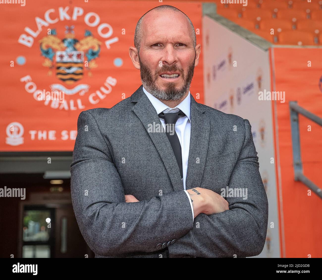 Blackpool FC's newly appointed Head Coach Michael Appleton signs a four ...