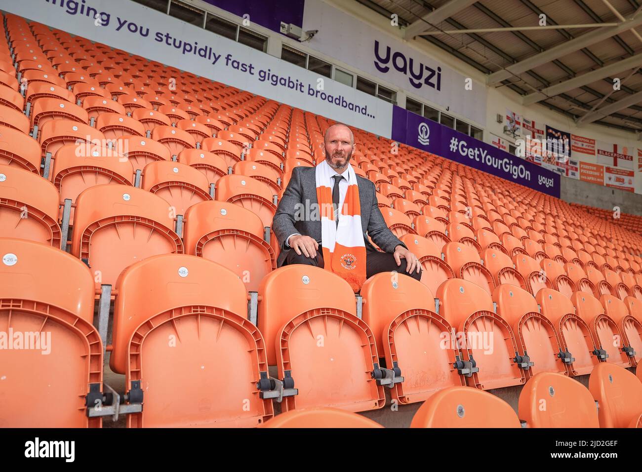 Blackpool FC's newly appointed Head Coach Michael Appleton signs a four ...