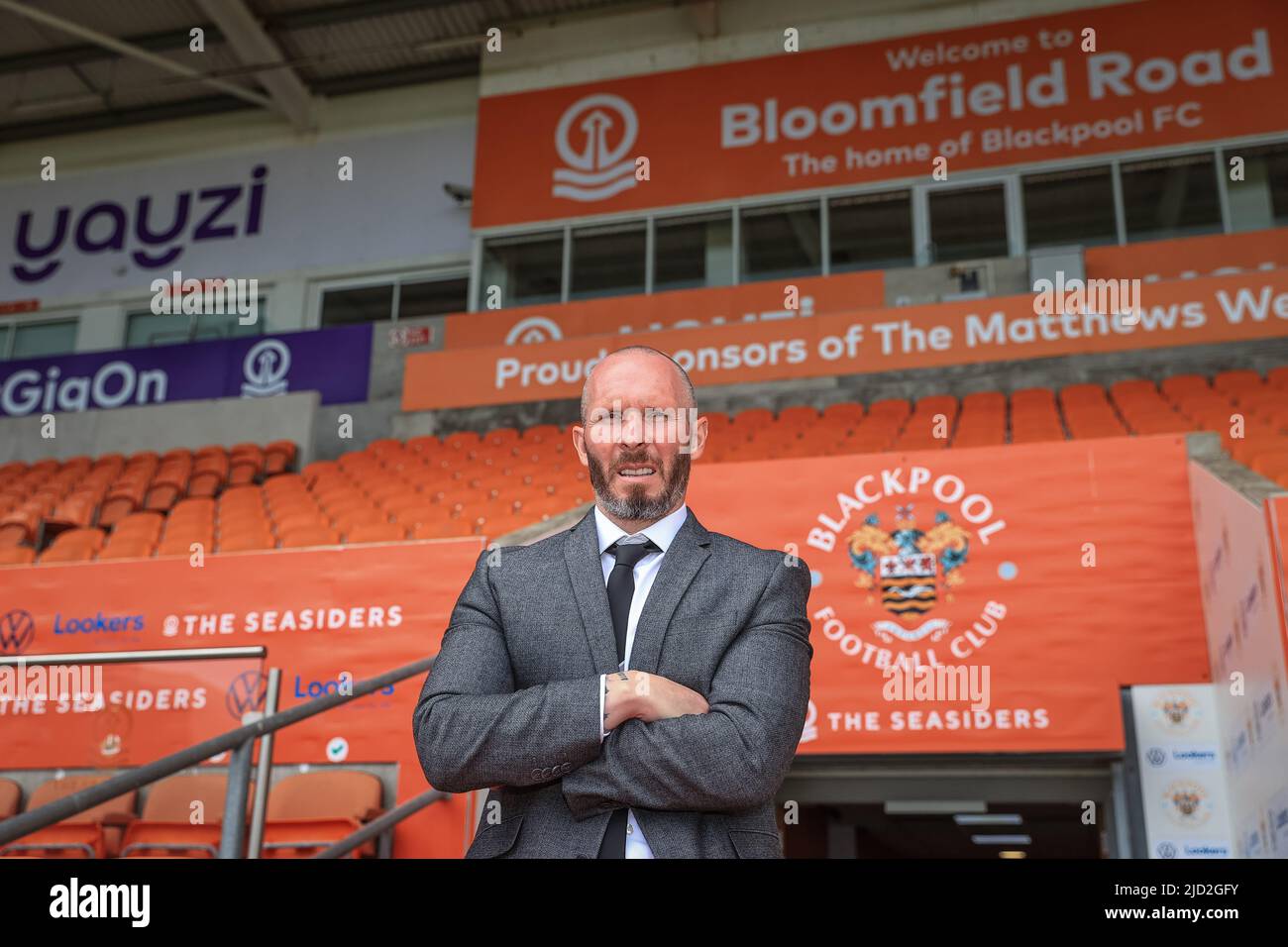 Blackpool FC's newly appointed Head Coach Michael Appleton signs a four ...
