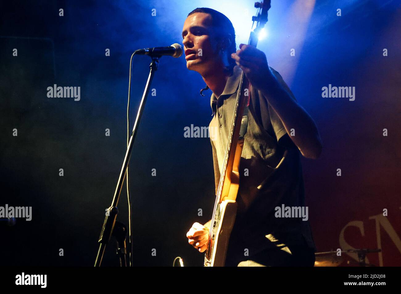 Riley jones the goon sax live hi-res stock photography and images - Alamy