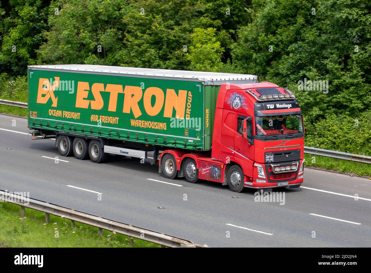 ESTRON Group, Europoort Rotterdam, Netherlands. 2103 red VolvoFH460 ...