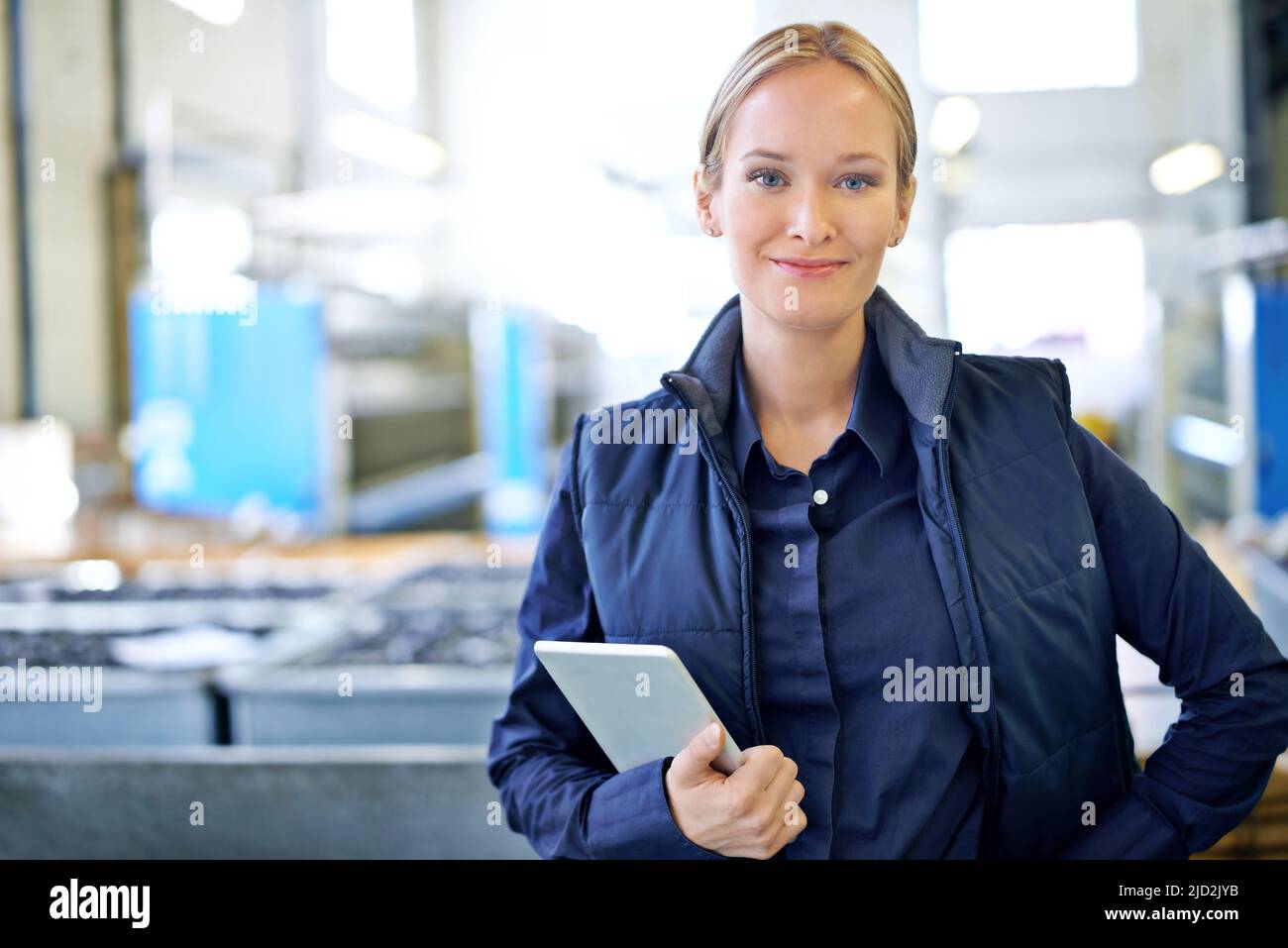 Stock taking in a warehouse tablet hi-res stock photography and images ...