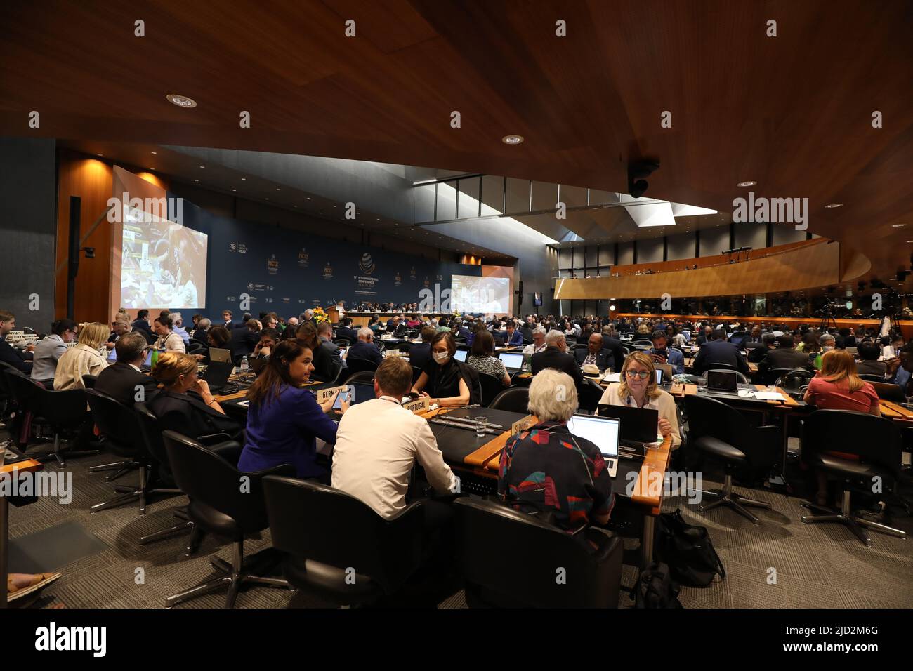 (220617) -- GENEVA, June 17, 2022 (Xinhua) -- Photo taken on June 15 ...