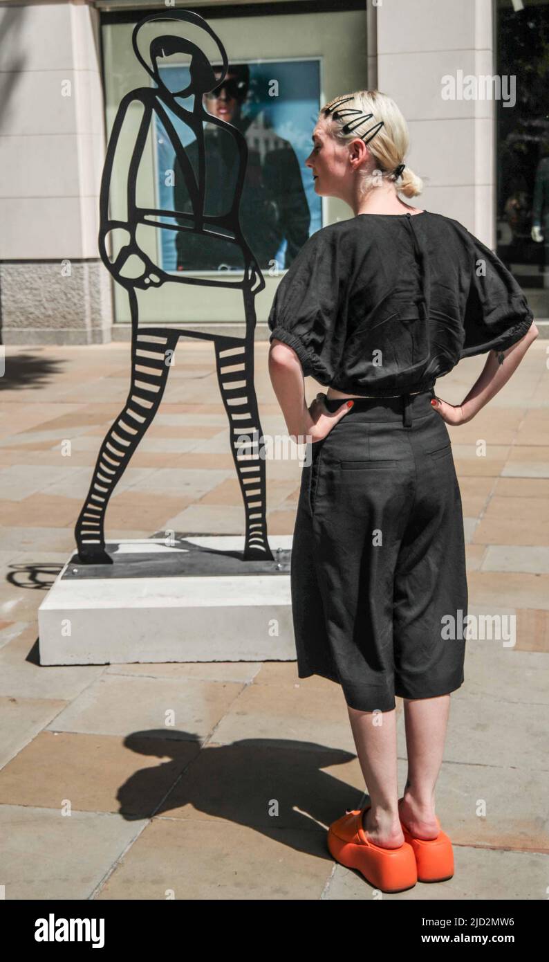 Mary quant chelsea hi-res stock photography and images - Alamy