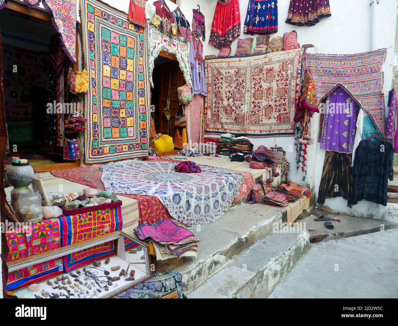 Floor rugs hi-res stock photography and images - Alamy