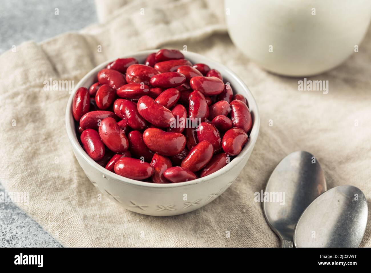 Red kidney bean hi-res stock photography and images - Alamy