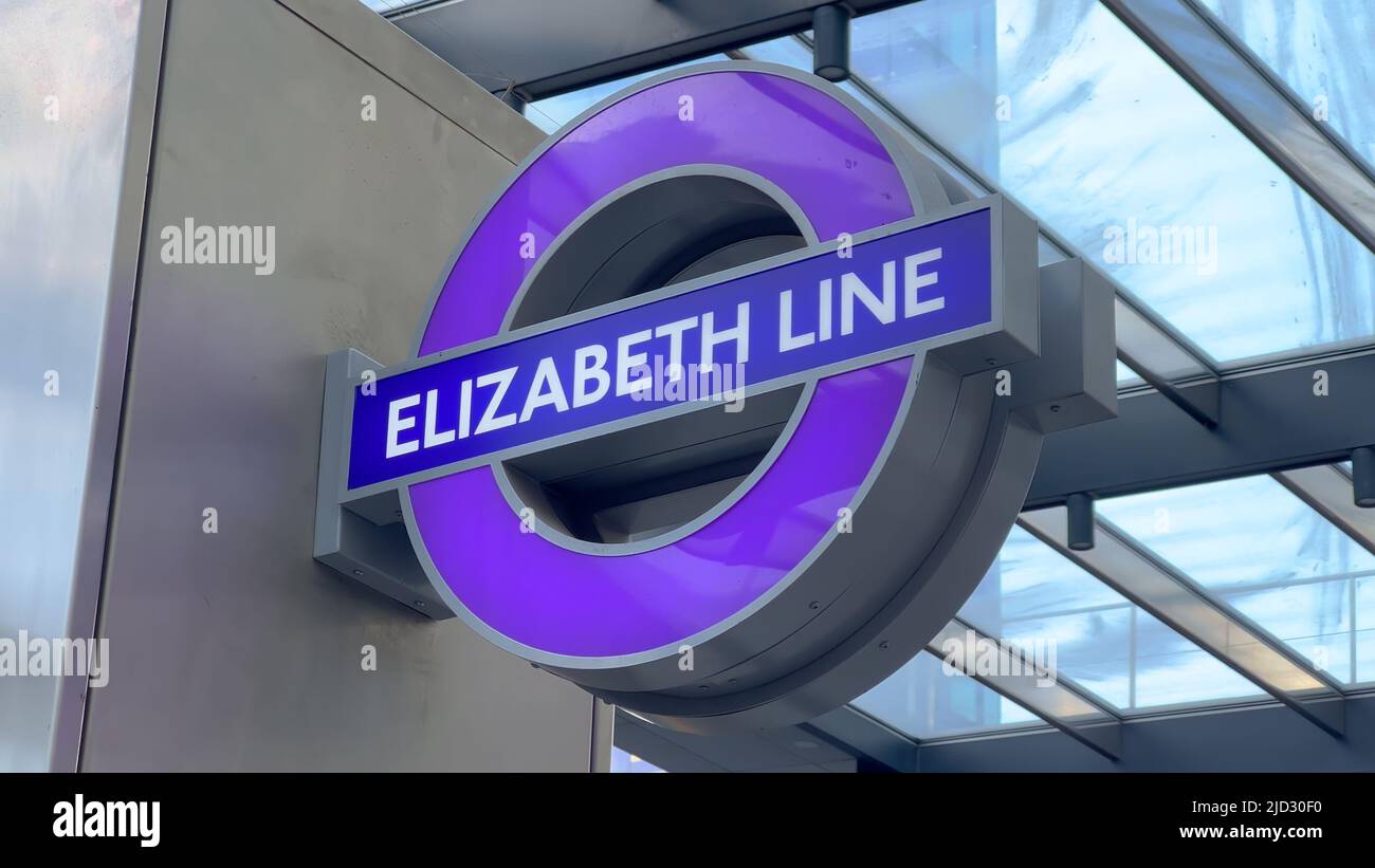 Elizabeth line logo liverpool street hi-res stock photography and ...