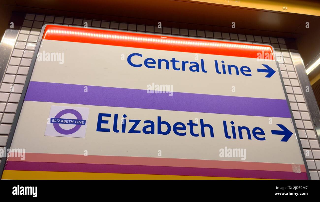Elizabeth Line at London Underground - LONDON, UK - JUNE 9, 2022 Stock ...