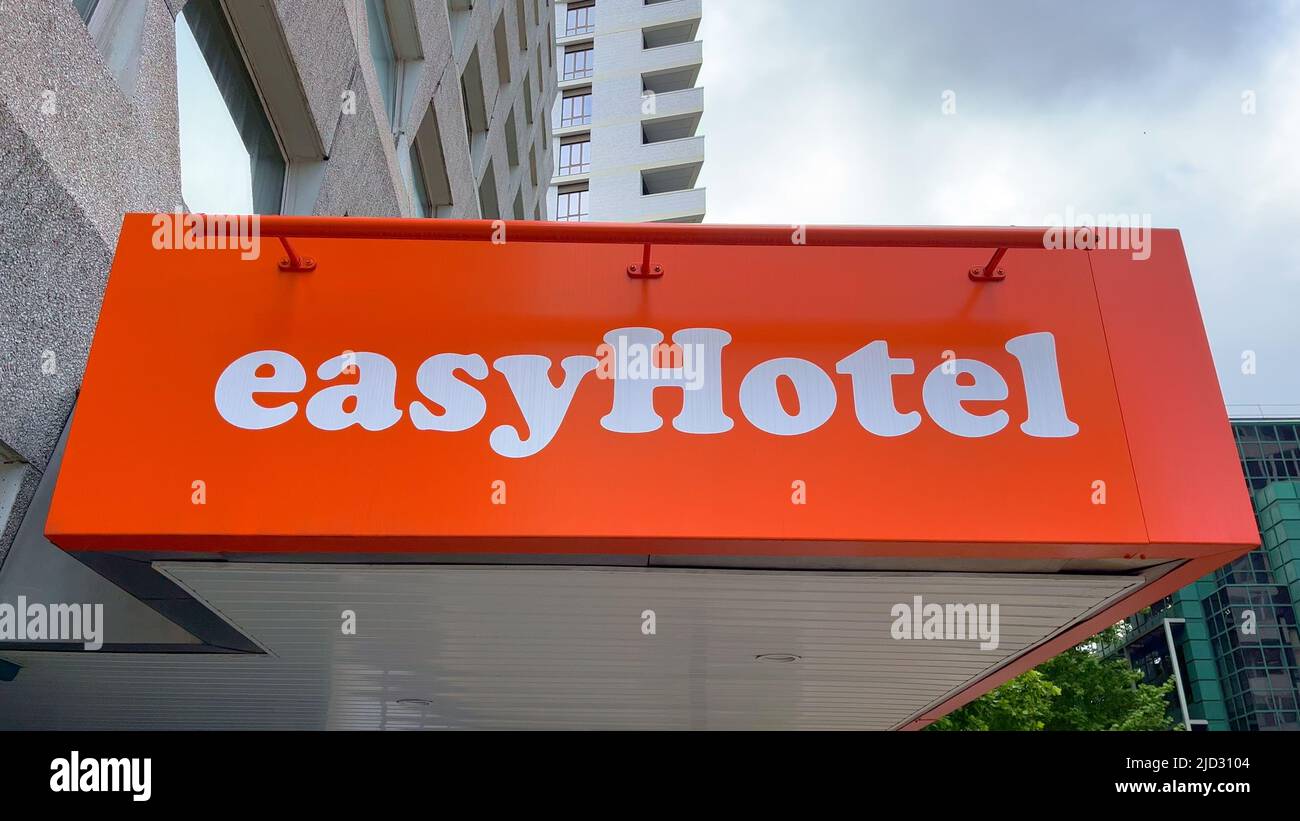 Easyhotel Logo