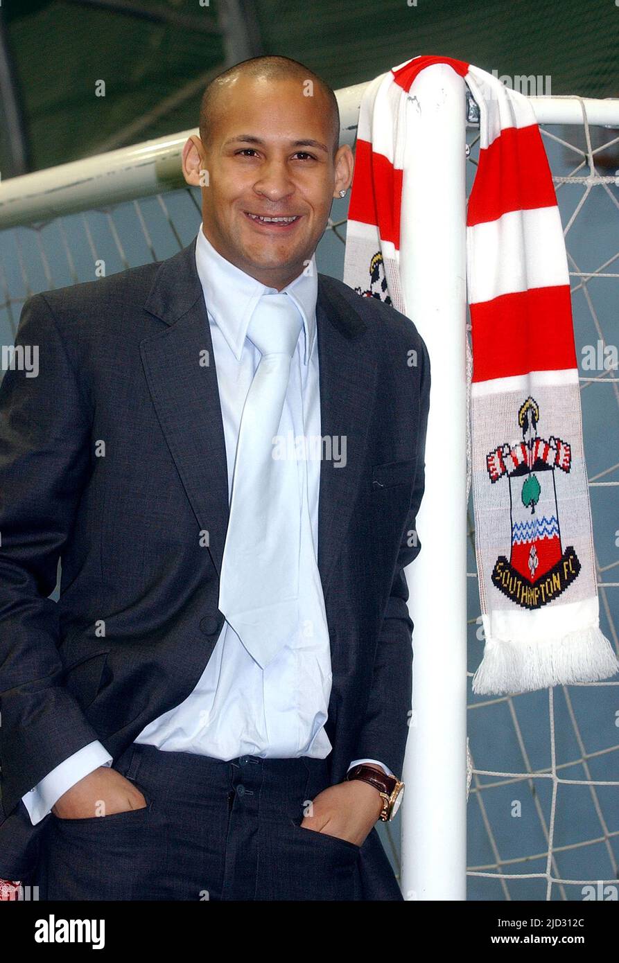 Southampton Training Ground, Monday 17/01/05 Nigel Quashie signs for ...