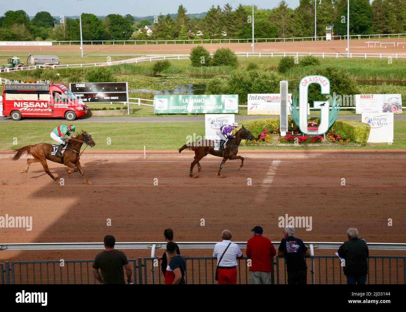 Pipped hi-res stock photography and images - Alamy