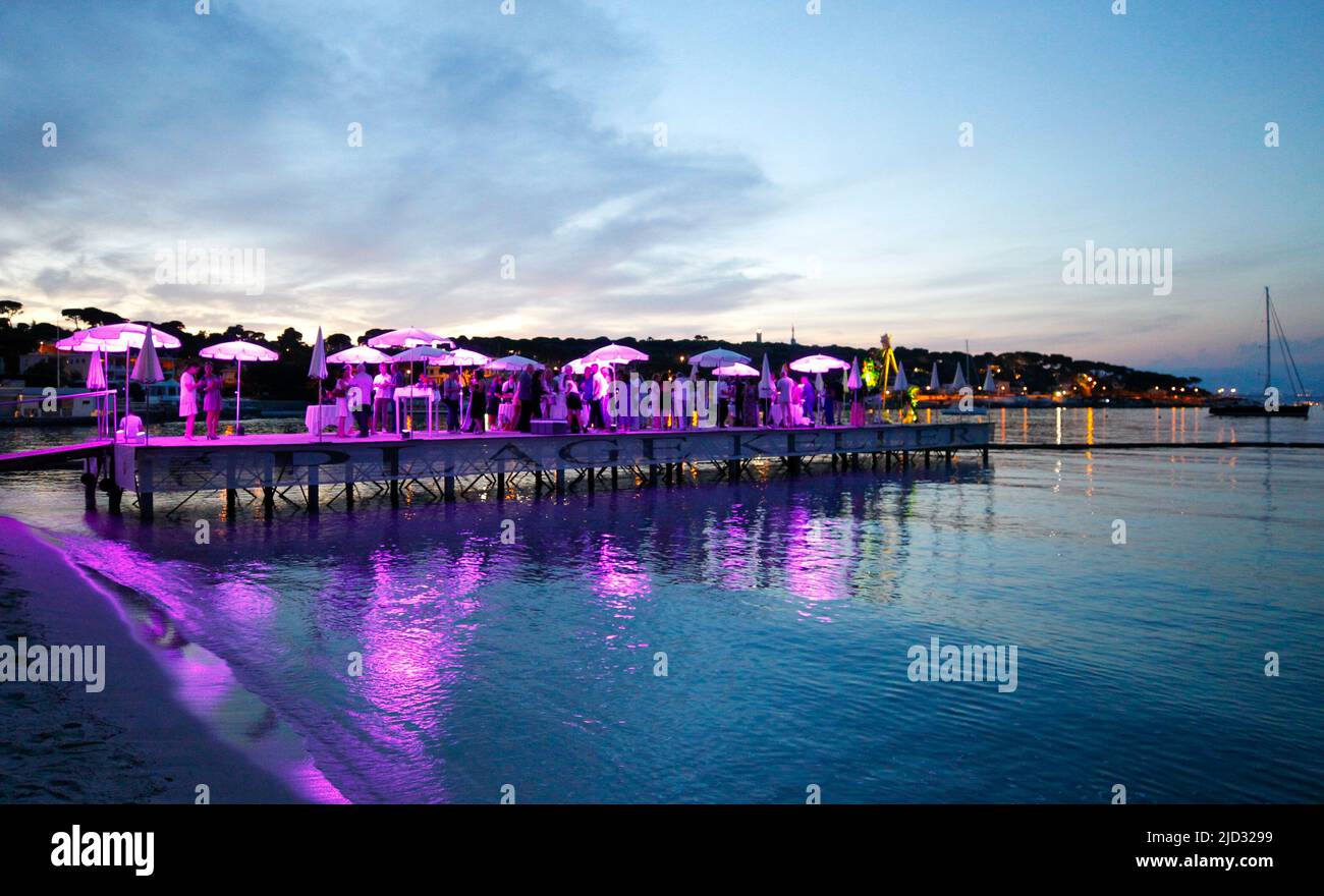 Plage keller antibes hi-res stock photography and images - Alamy