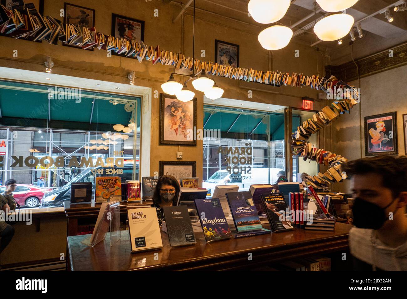 Books sculpture flying air fun performing arts hi-res stock photography ...