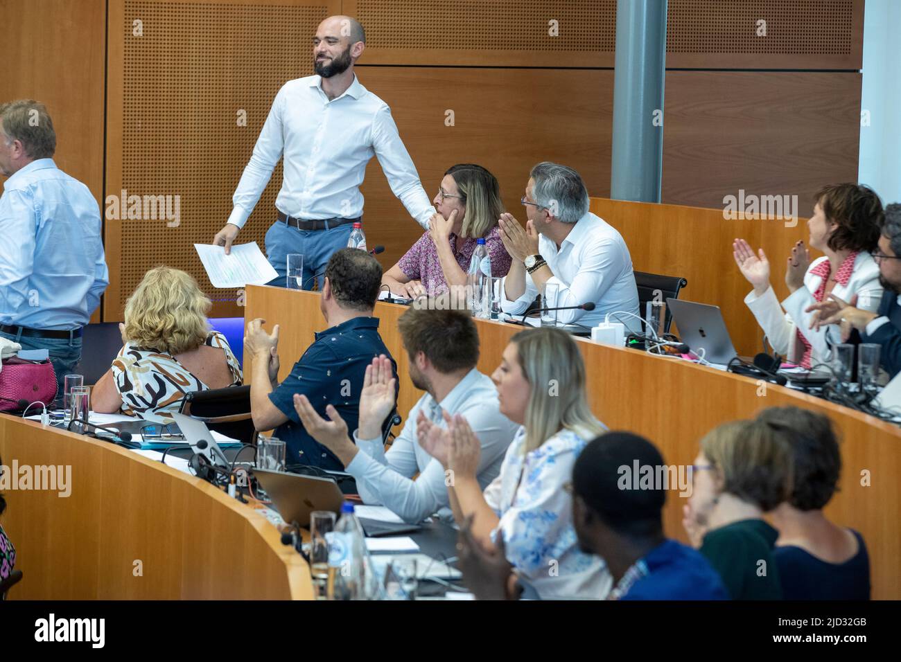Plenaire hi-res stock photography and images - Alamy