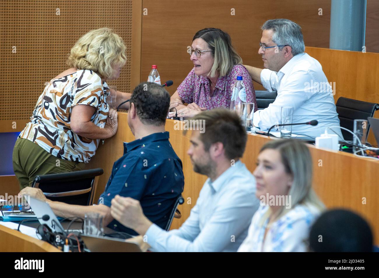Veronique Jamoulle and PS's Sevket Temiz pictured during a plenary ...