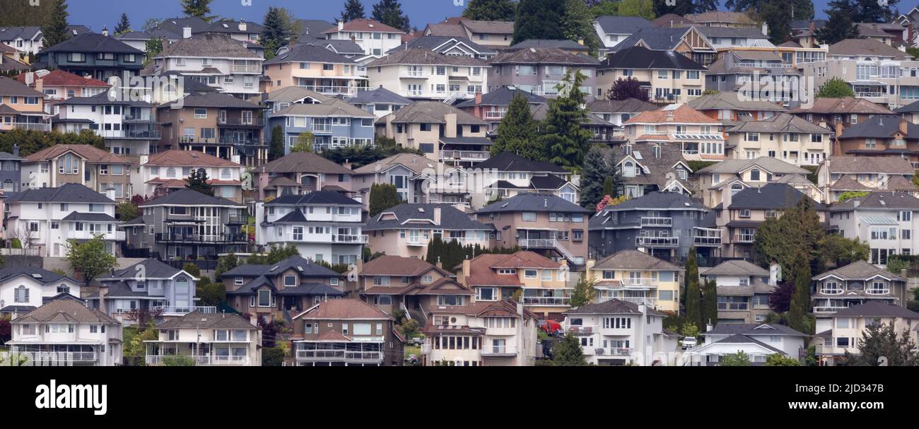 Residential homes in suburban neighborhood Stock Photo - Alamy