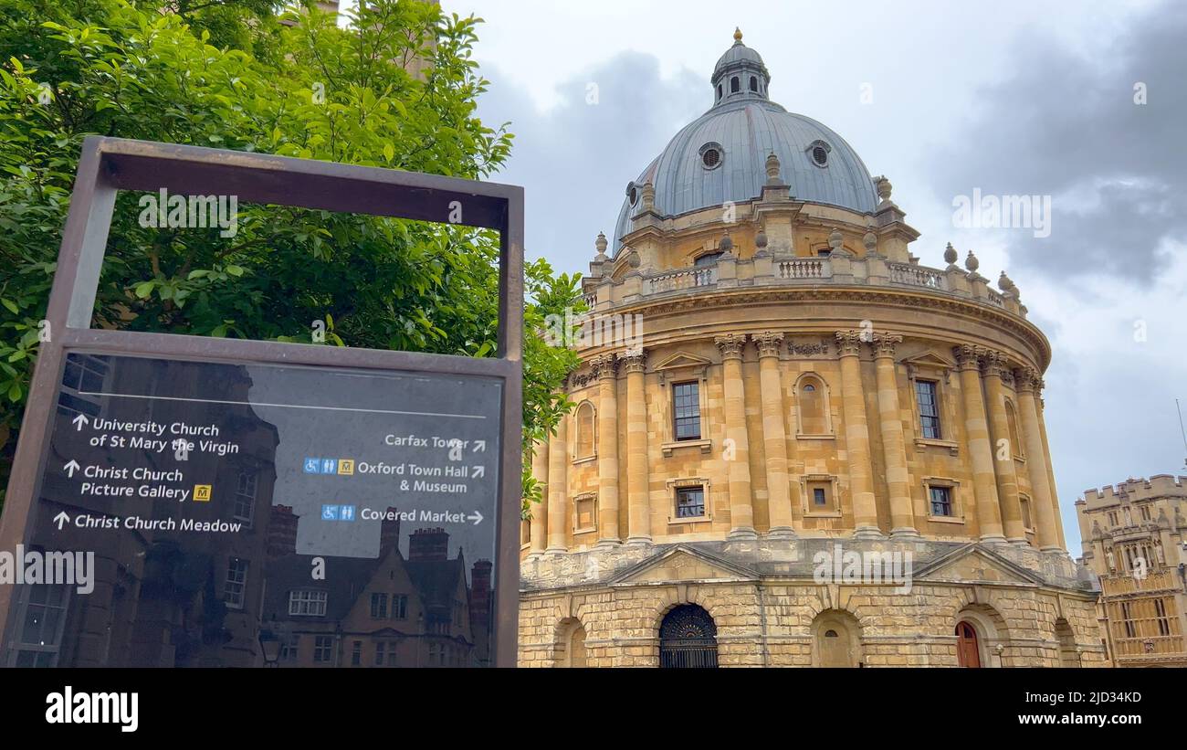 Direction signs to the sights of Oxford - OXFORD, UK - JUNE 10, 2022 ...