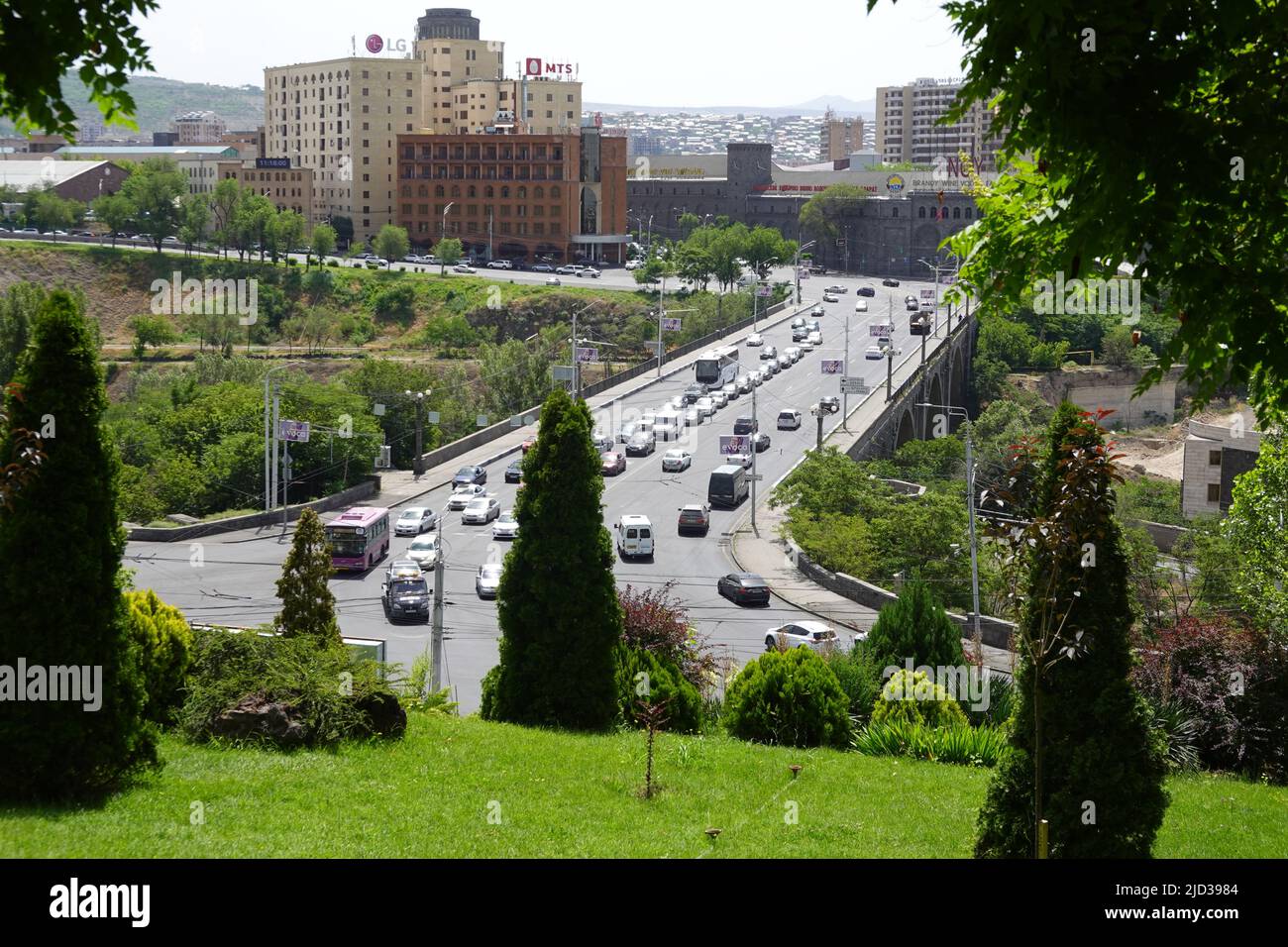 Victory Bridge, Yerevan, Armenia Stock Photo - Alamy