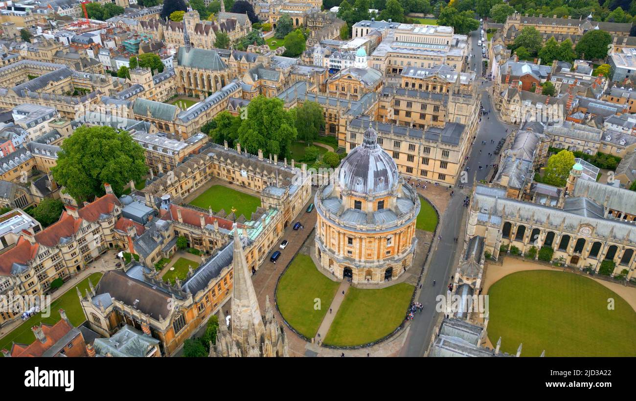 Famous Radcliffe Camera in the Oxford University - aerial view Stock ...