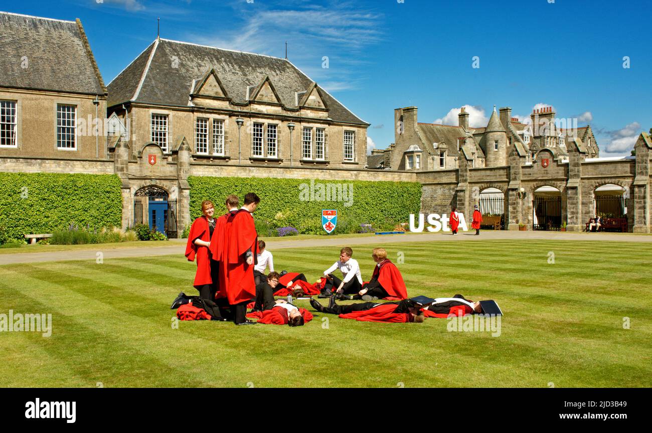ST ANDREWS UNIVERSITY SCOTLAND ON GRADUATION DAY ST SALVATORS CHAPEL ...