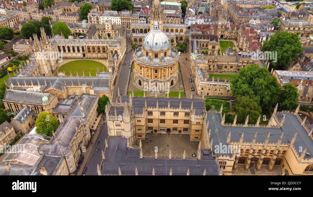 Amazing University of Oxford - the ancient buildings from above Stock ...
