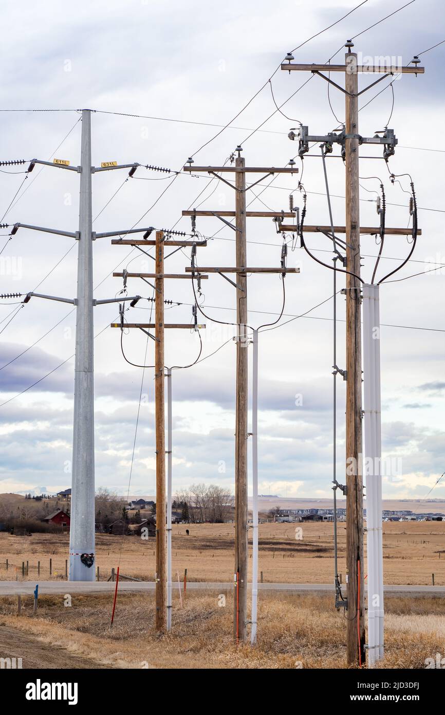 Electrical lines along roadway hi-res stock photography and images - Alamy