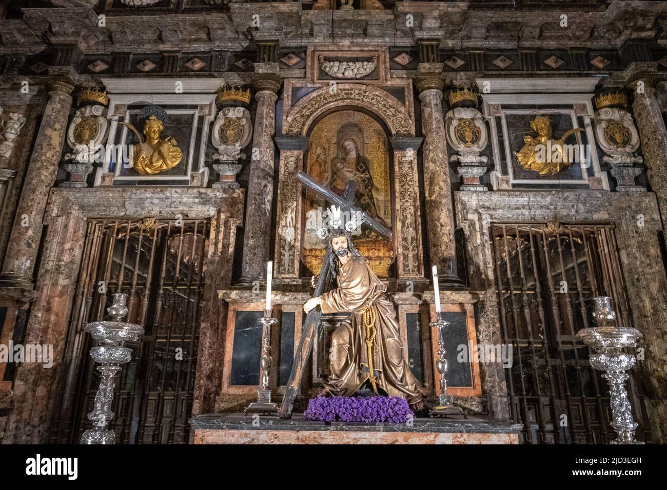 Most detailed statue hi-res stock photography and images - Alamy