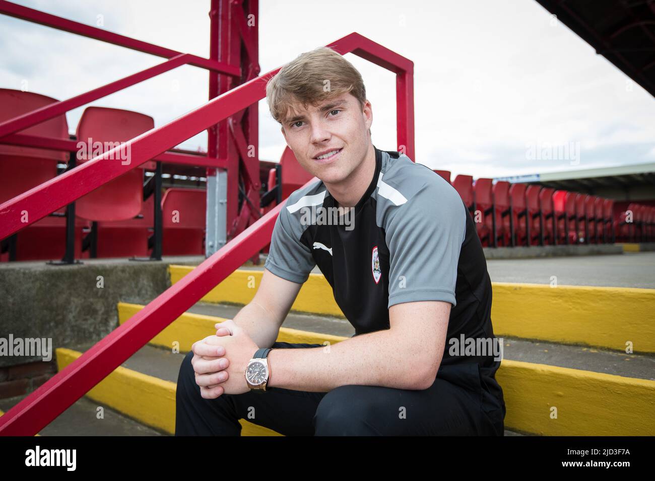 Luca Connell joins Barnsley FC on a free transfer, subject to ...