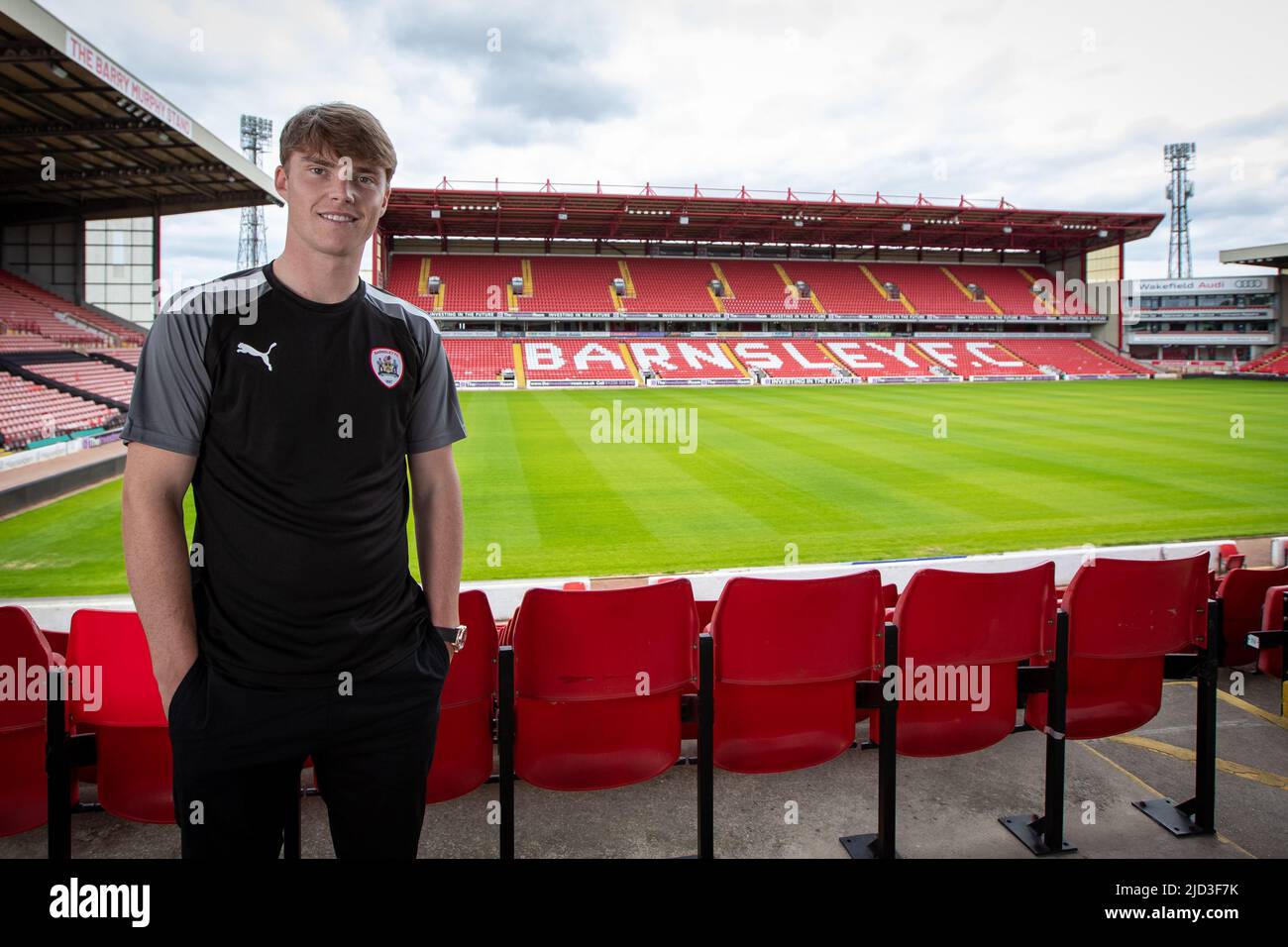 Luca Connell joins Barnsley FC on a free transfer, subject to ...