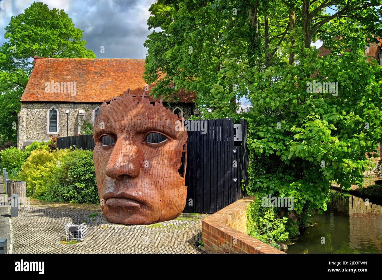 UK, Kent, Canterbury, Great Stour River near Friars Bridge with the ...