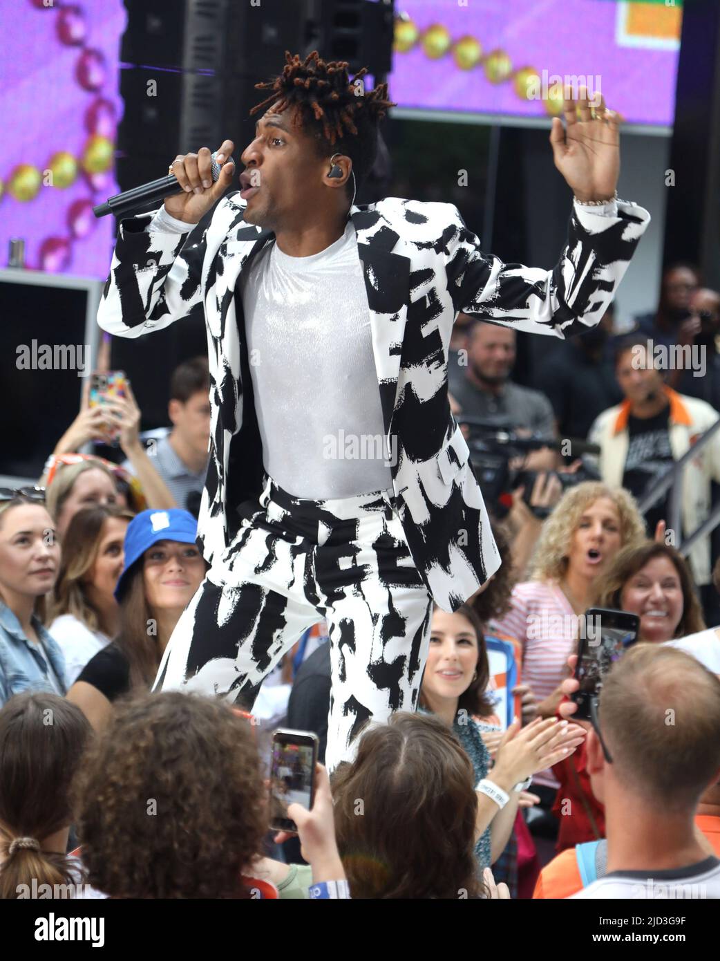 June 17, 2022, New York, New York, USA: Singer JON BATISTE performs on ...