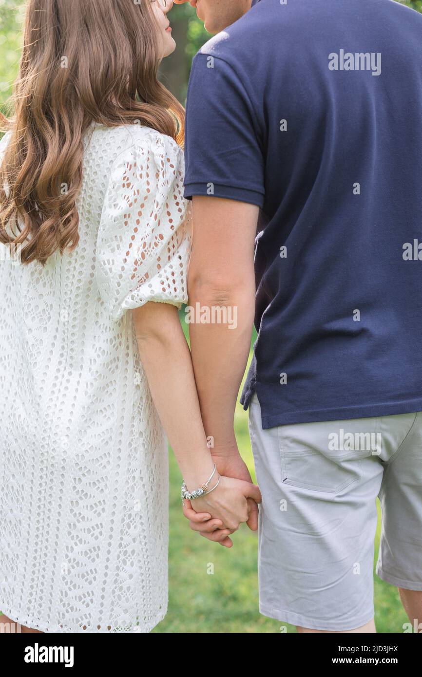 Couple passionate kissing hi-res stock photography and images - Alamy