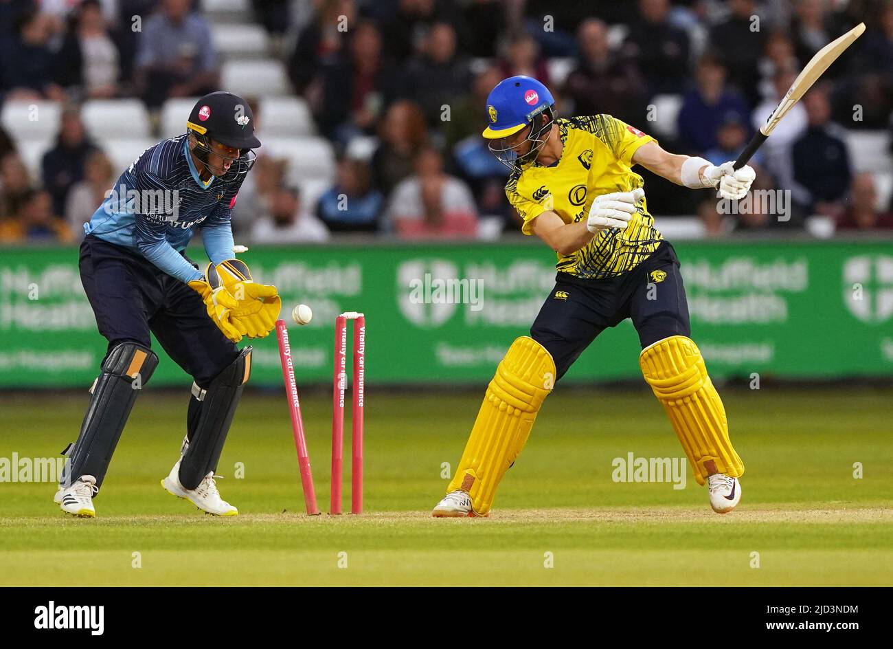 Durham riverside seat hi-res stock photography and images - Alamy