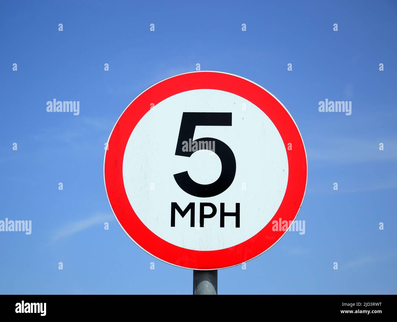 Round sign hi-res stock photography and images - Alamy
