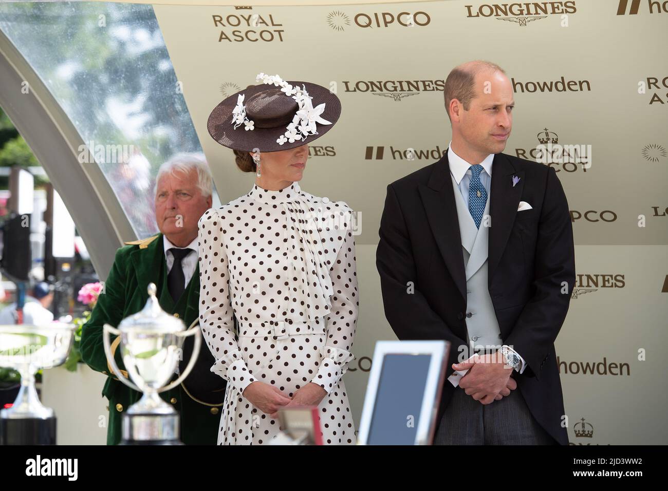 Ascot, Berkshire, UK. 17th June, 2022. The Duke and Duchess of ...