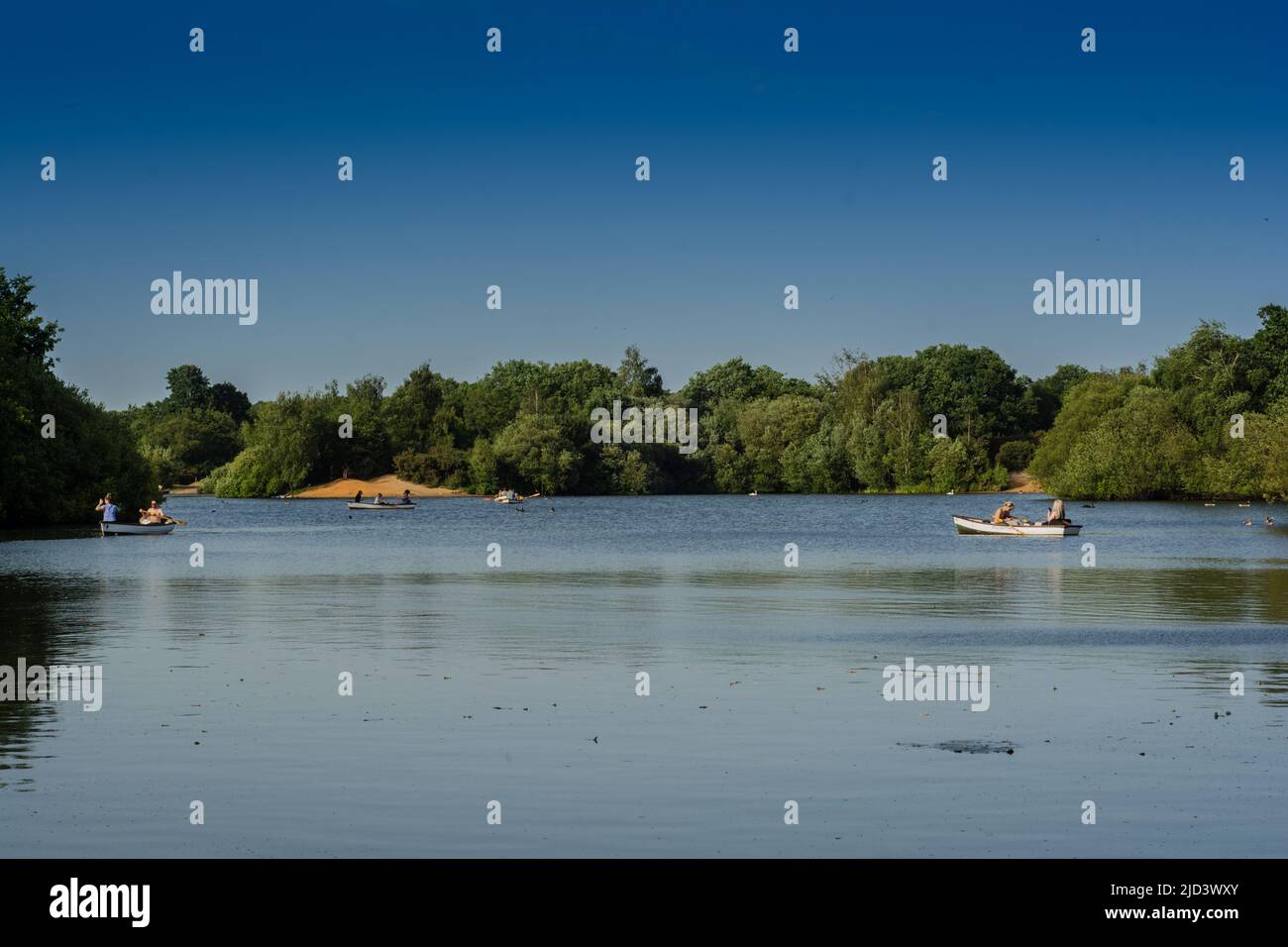 Hollow ponds row boat hire hi-res stock photography and images - Alamy