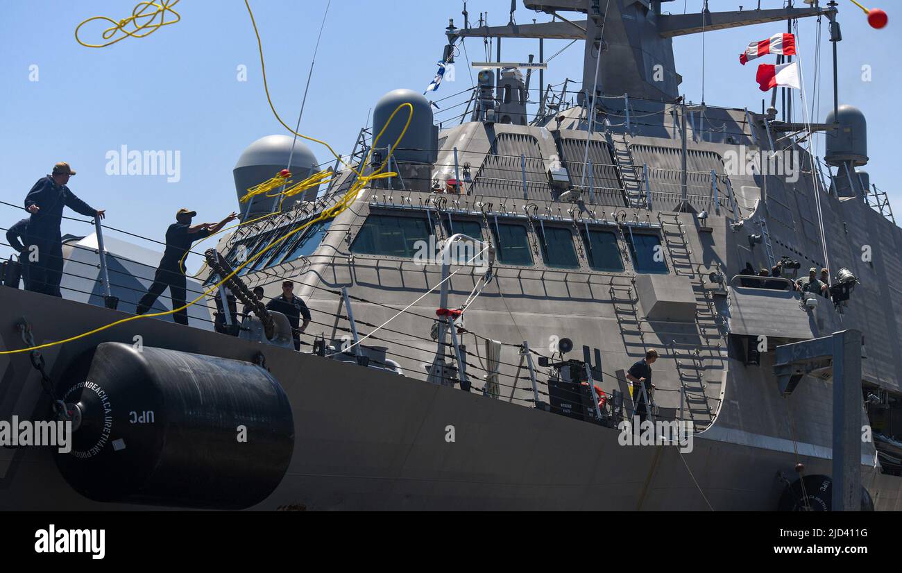 The recently commissioned Littoral Combat Ship USS Minneapolis-Saint ...