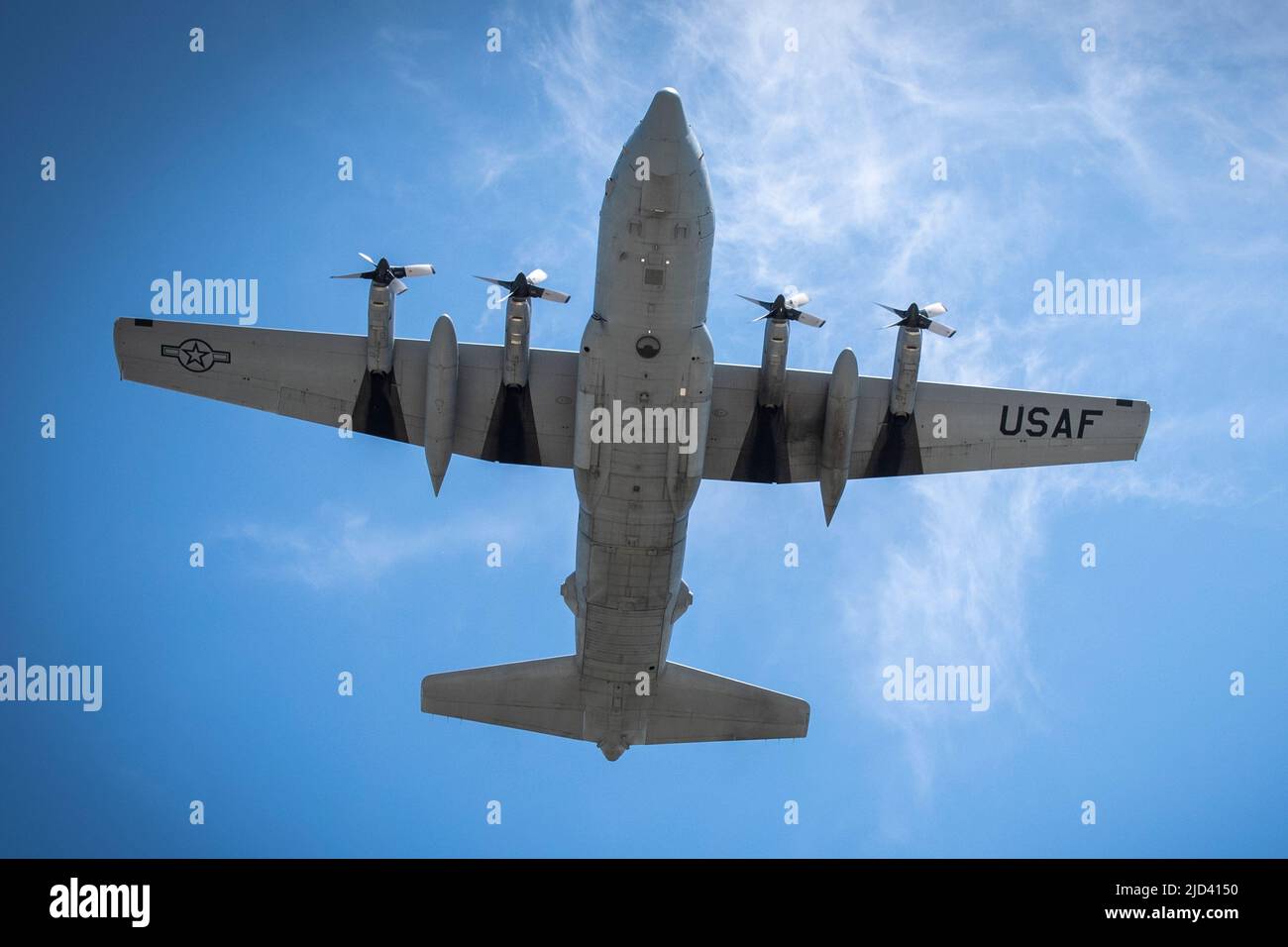 Several Aircrew members from the 179th Airlift Wing, Mansfield, Ohio ...