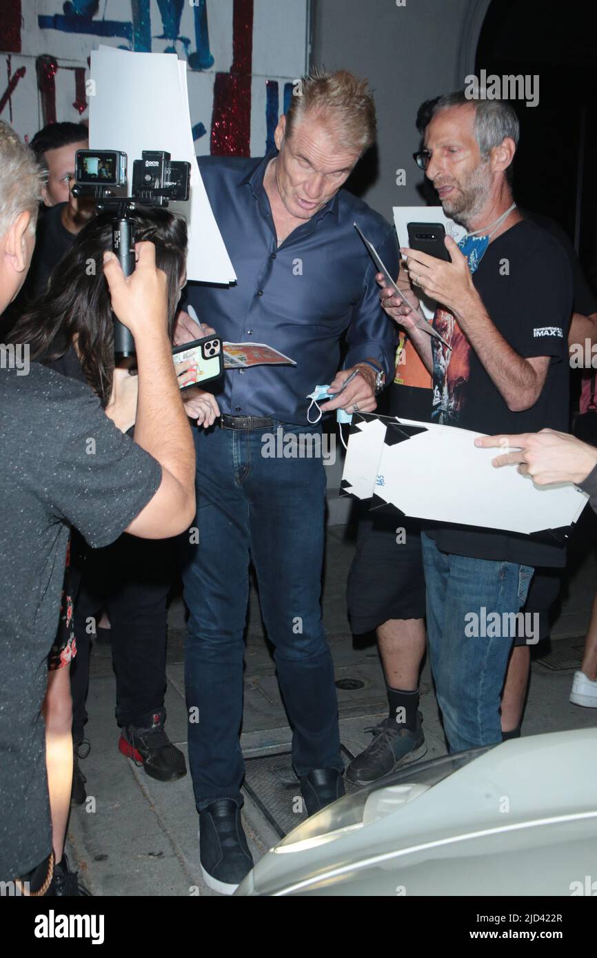 Celebrities outside Craig's restaurant in Los Angeles, California ...