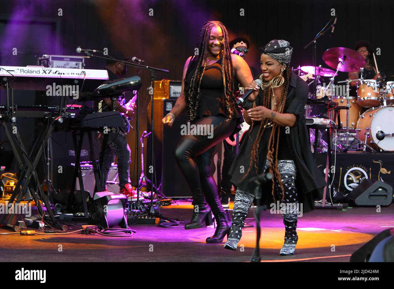 Dell east music center summer concert series hi-res stock photography ...
