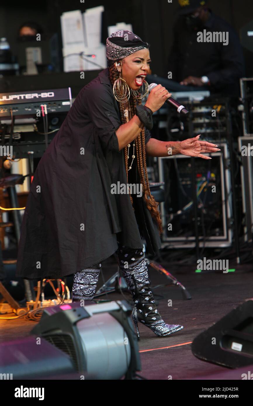 Dell east music center, philadelphia hi-res stock photography and ...