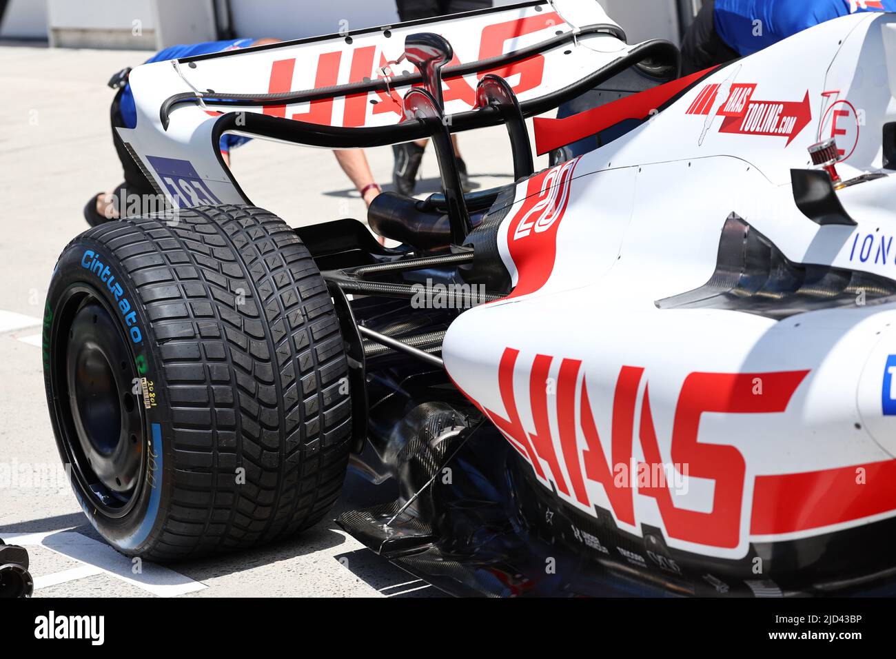 Haas vf 17 rear suspension detail hi-res stock photography and images ...