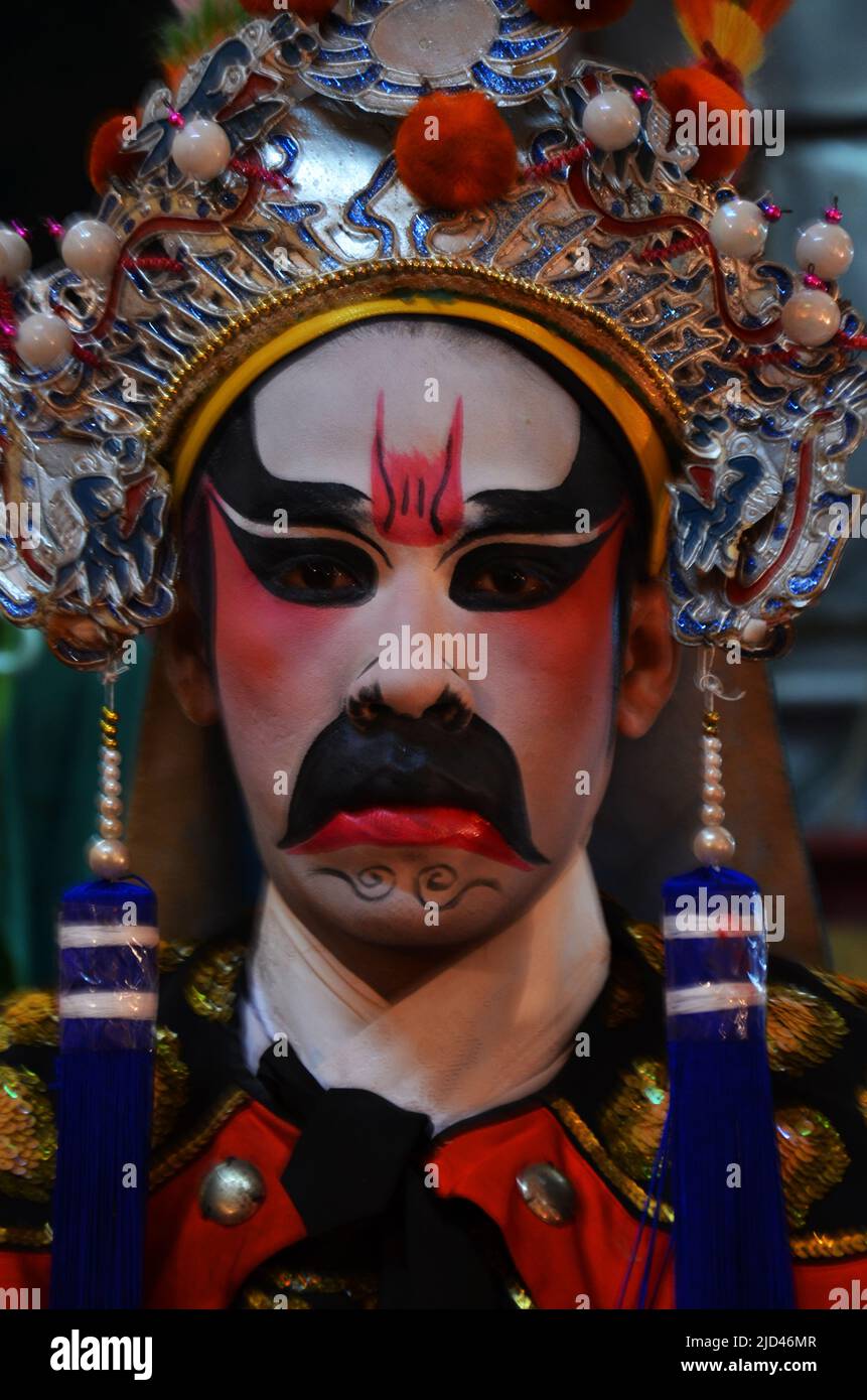 Thai people of chinese descent acting playing present traditional ...