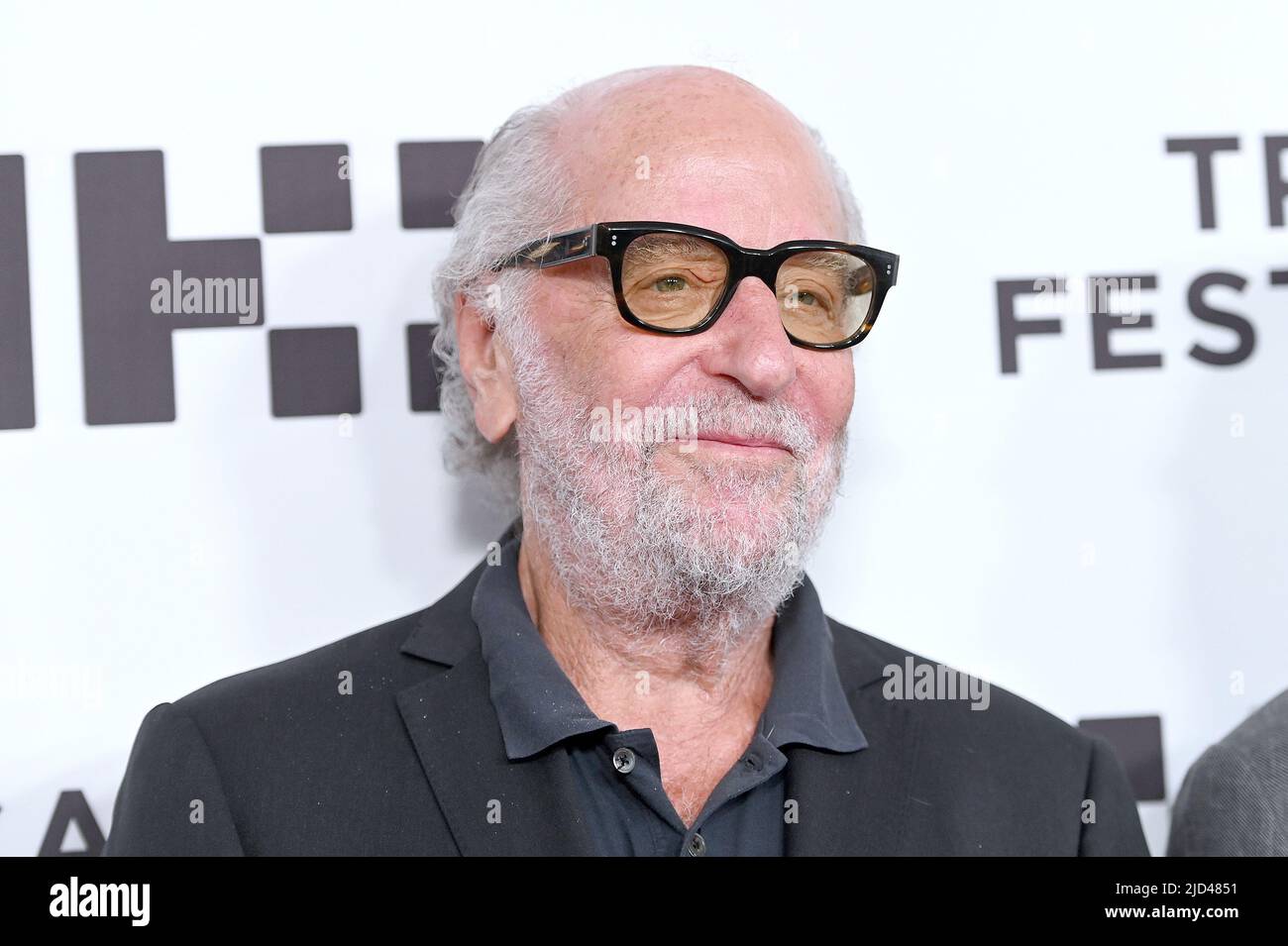 New York, USA. 17th June, 2022. Film producer Art Linson attends the ...