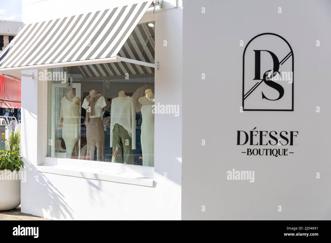 DS deesse boutique clothing store in Avalon Beach selling ladies ...